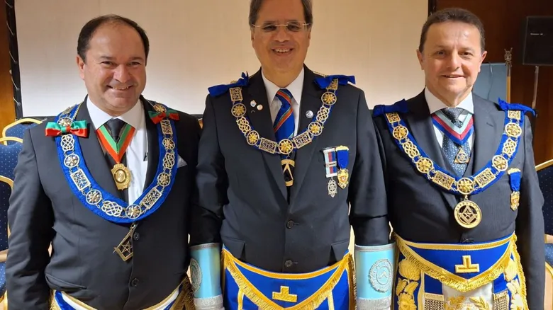 NOUVEAU GRAND MAÎTRE DES FRANCS-MACONS REGULIERS AU PORTUGAL - GADLU ...