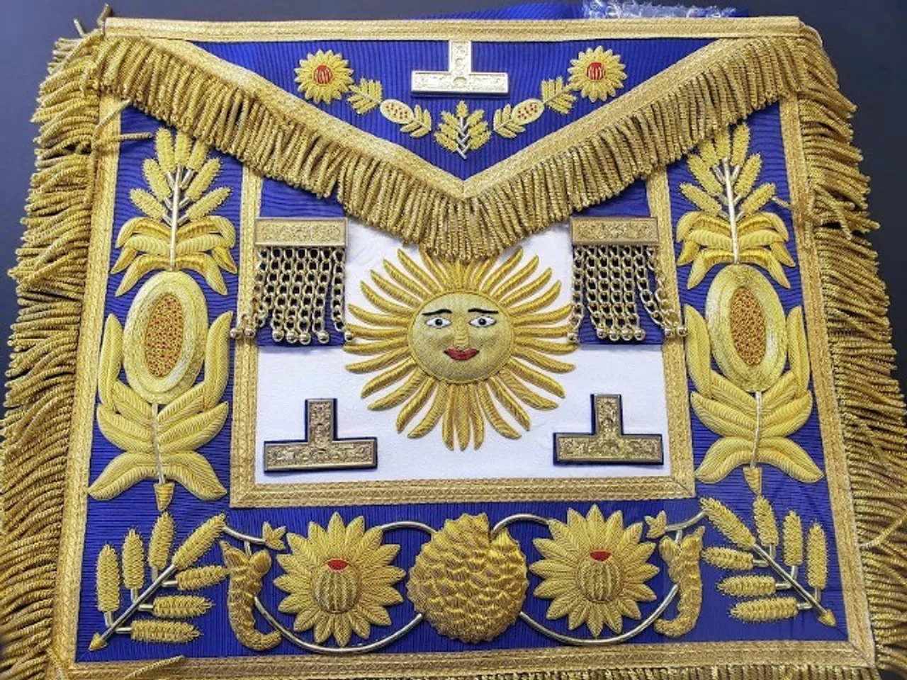 LES QUALIFICATIONS DU GRAND MAÎTRE - GADLU.INFO - WEB MACONNIQUE ...